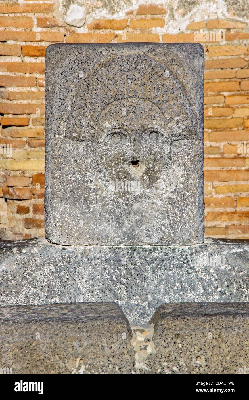 water fountain ruins at Pompeii city Italy Stock Photo - Alamy