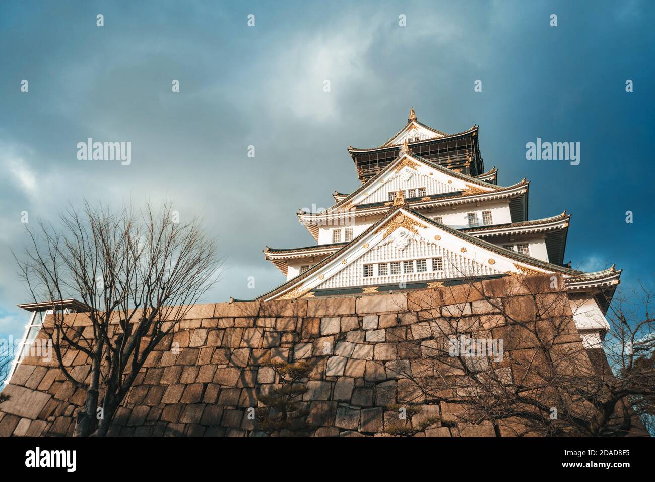 Japan winter castle hi-res stock photography and images - Alamy