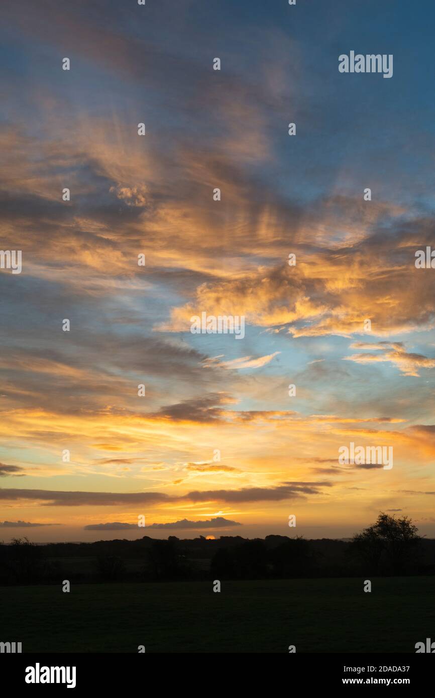 Early morning sunrise with clouds hi-res stock photography and images ...