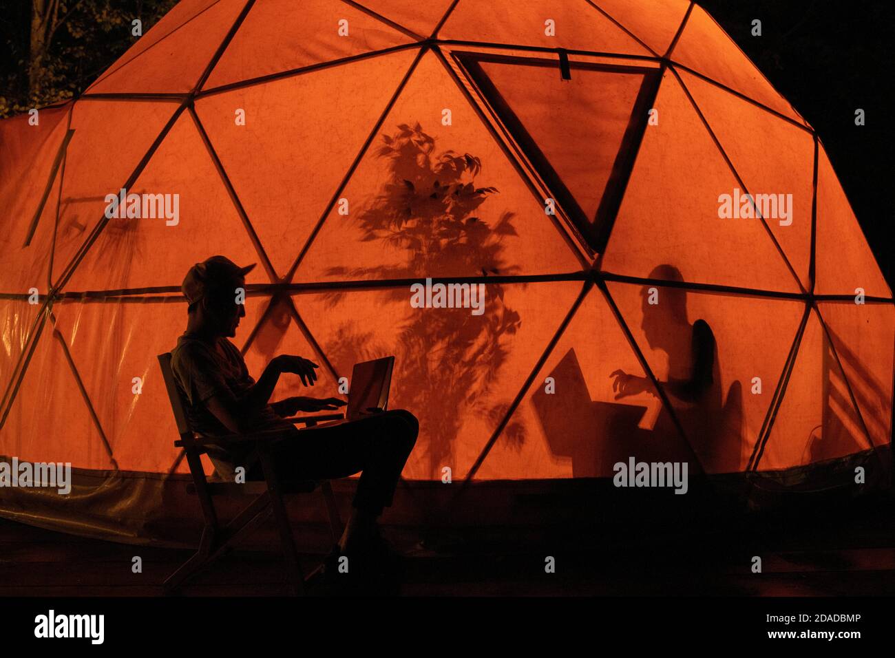 Silhouette mature man gun hi-res stock photography and images - Alamy