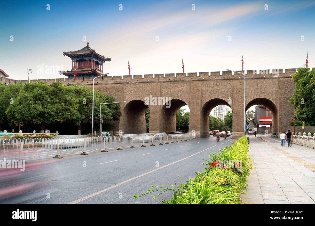 Xi'an City Wall is the most complete ancient city wall in China Stock ...
