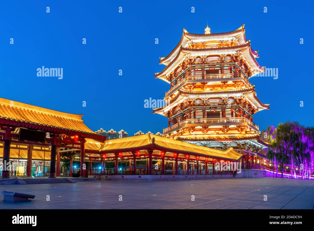 Classical architecture night view, Xi'an, China Stock Photo - Alamy
