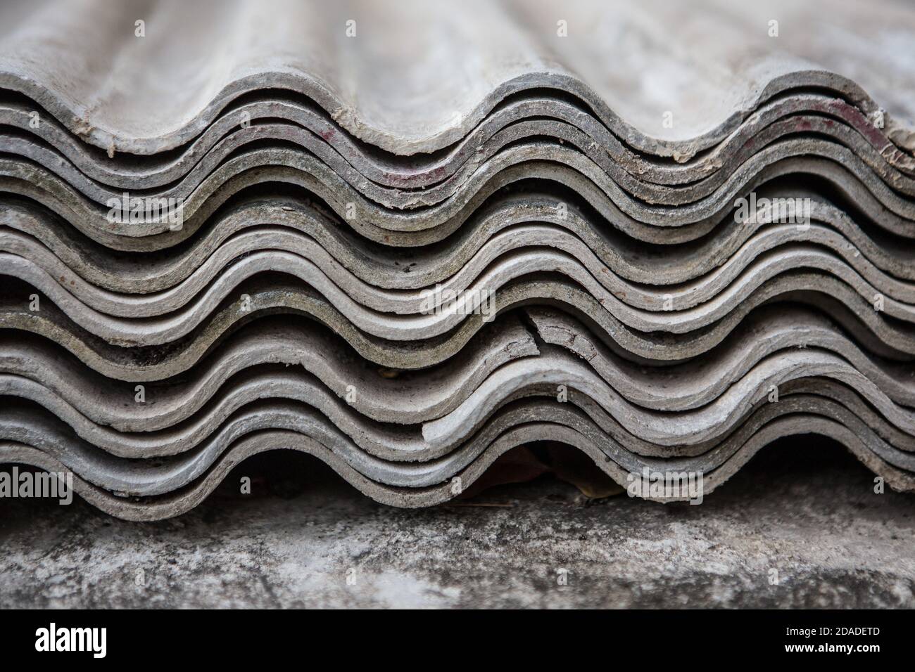 Roof tiles texture hi-res stock photography and images - Alamy