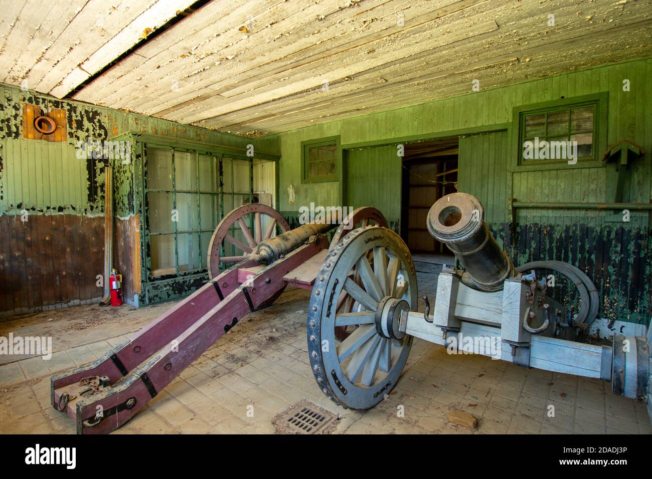 American revolution cannon hi-res stock photography and images - Alamy