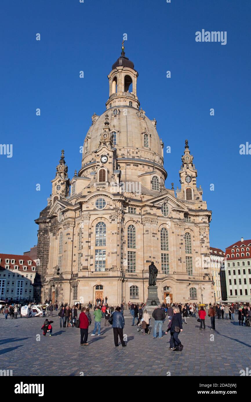 Geography travel germany dresden buildings hi-res stock photography and ...
