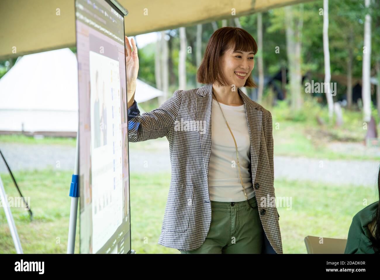 Asian lecturer hi-res stock photography and images - Alamy