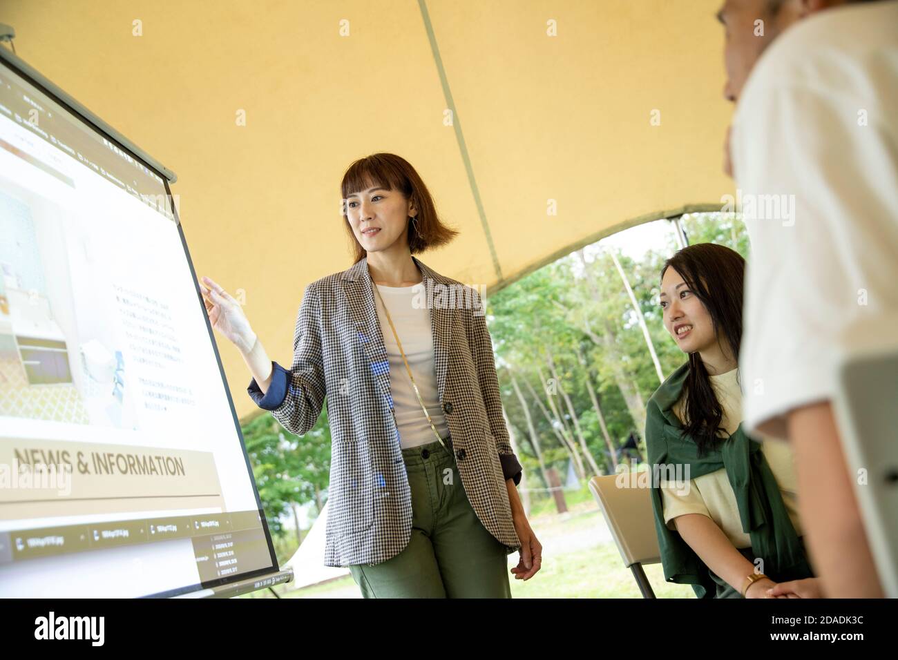 Business Team Training Stock Photo - Alamy