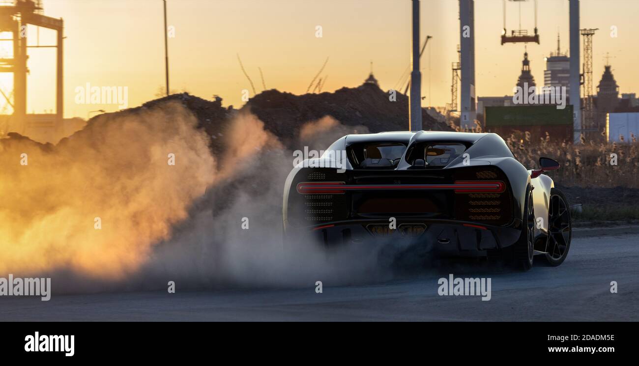 Bugatti Chiron drifting in industrial areas Stock Photo - Alamy