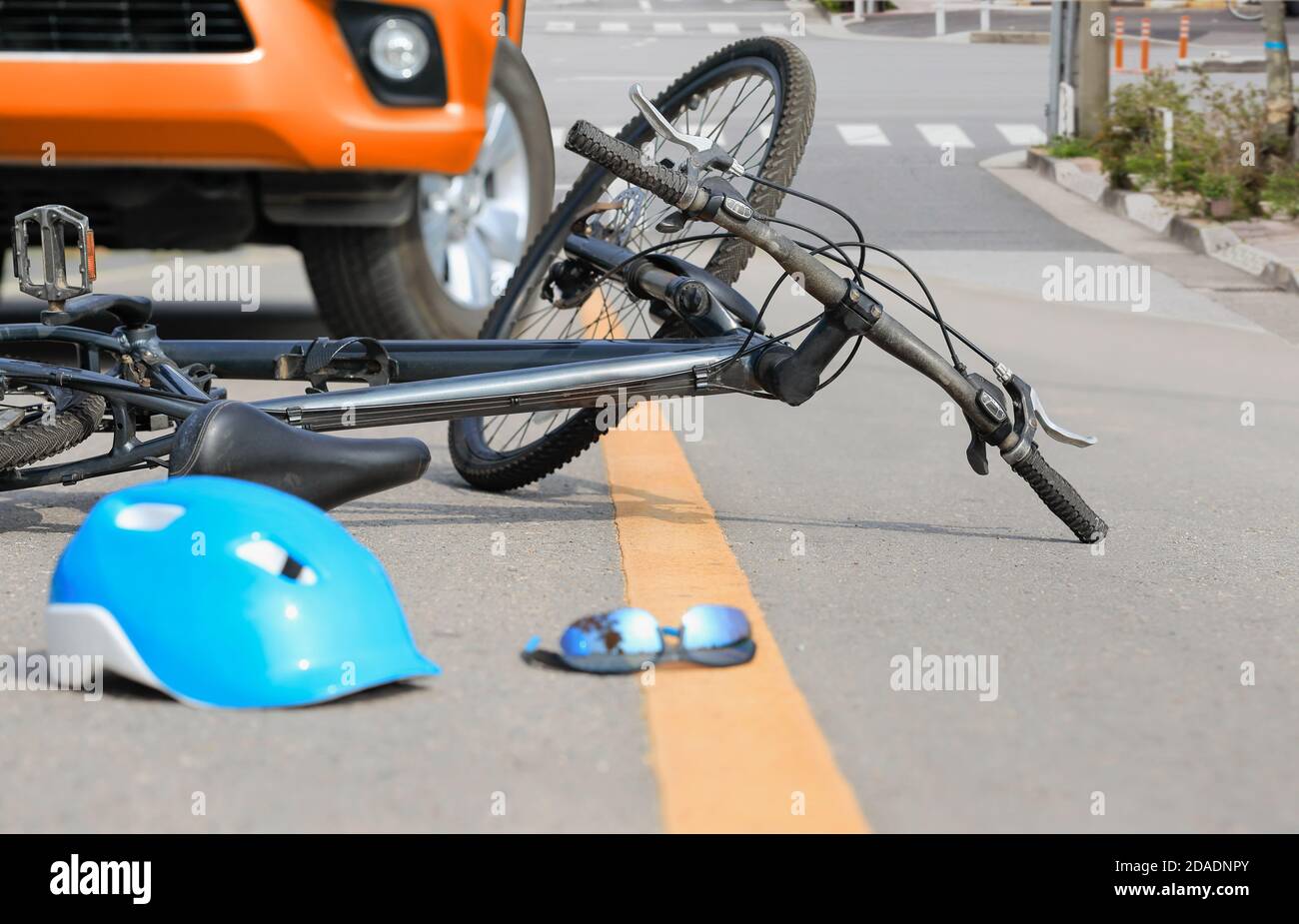 Man about to crash on bicycle hi-res stock photography and images - Alamy