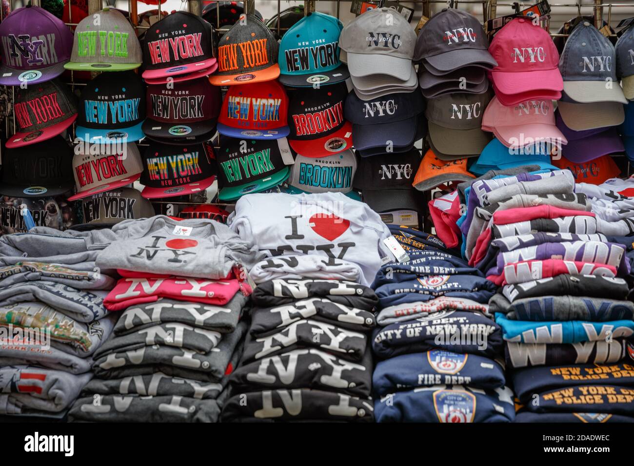 NEW YORK, USA - Apr 28, 2016: Manhattan street scene. Street trade in ...