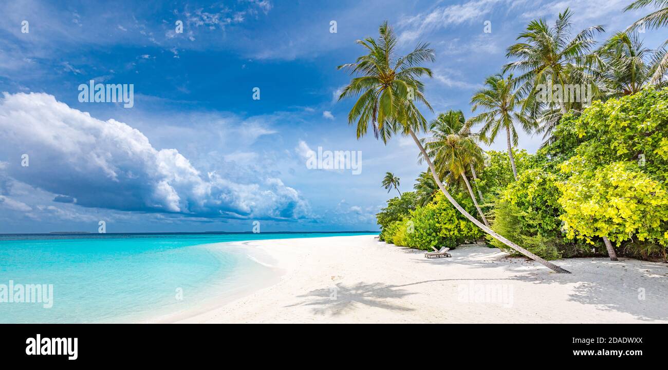 Maldives paradise tropical beach. Amazing view, blue turquoise lagoon ...