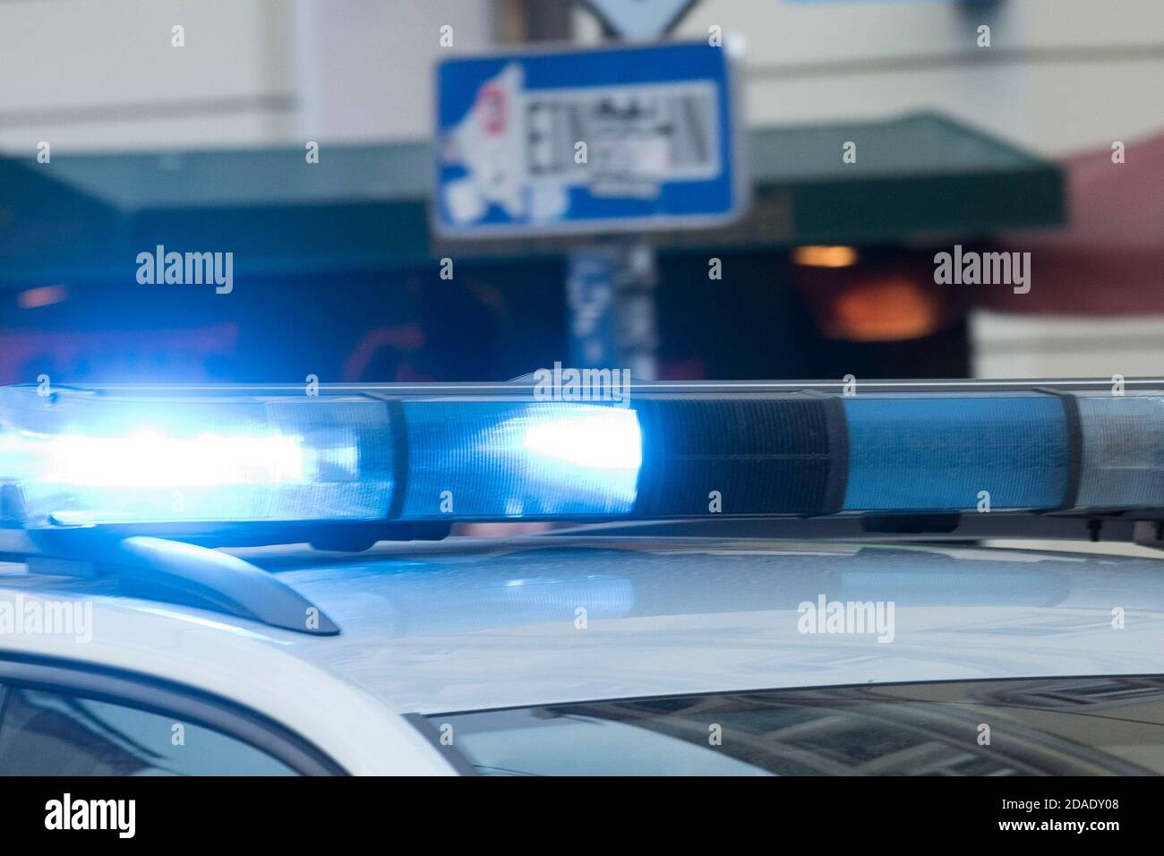 Blue light signal on a police car, visual emergency signal Stock Photo ...