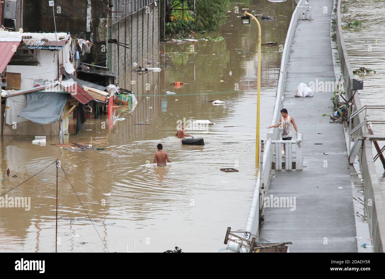 Pasig City, Philippines. 12th Nov, 2020. The Philippines' 21st tropical ...
