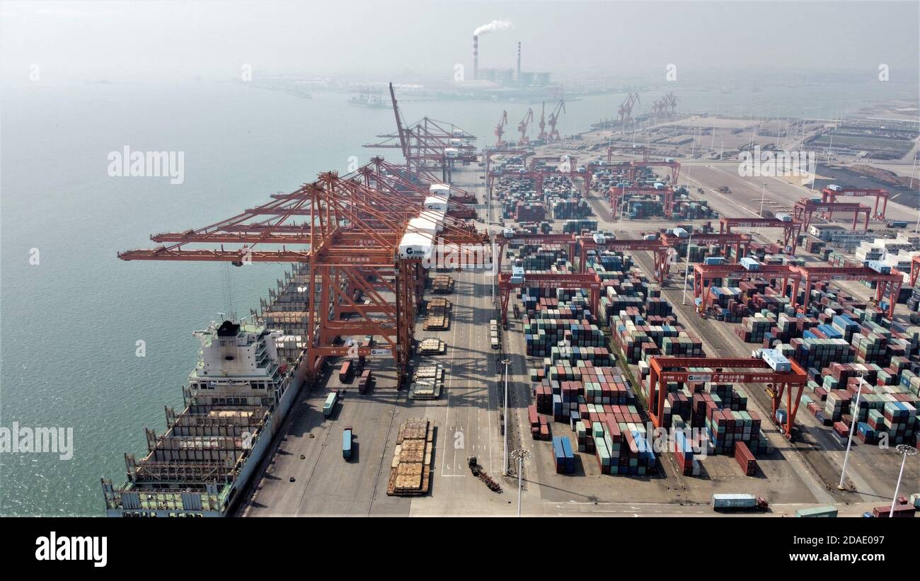 3rd quarter hi-res stock photography and images - Alamy