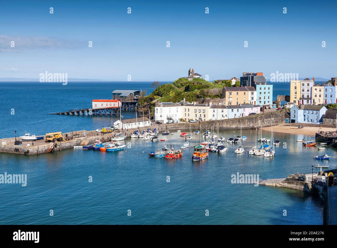 Popular locations hi-res stock photography and images - Alamy