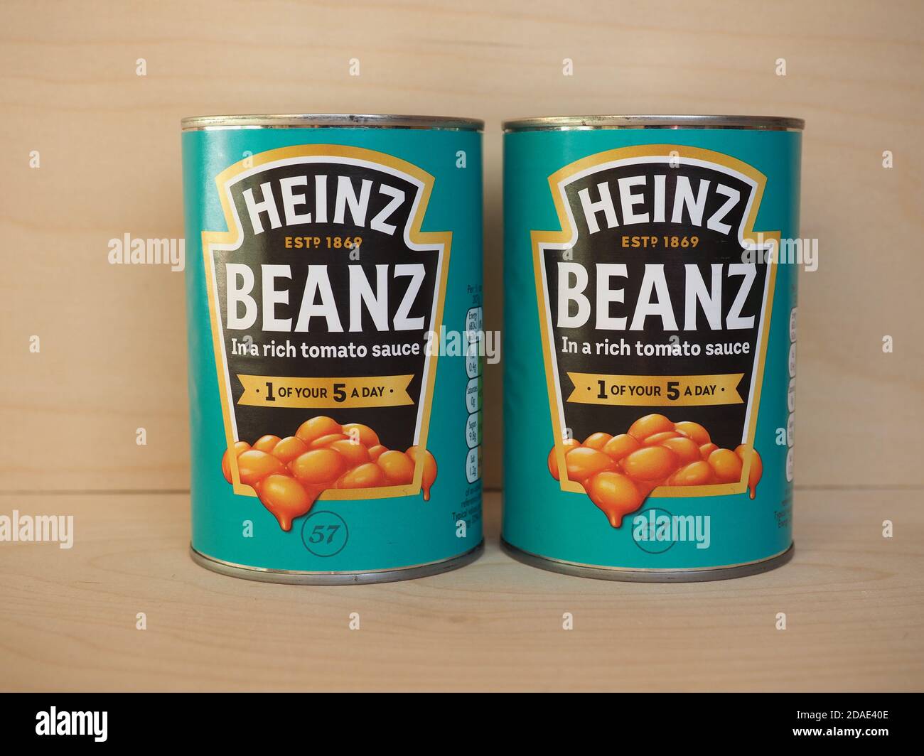 PITTSBURGH, USA - CIRCA OCTOBER 2020: Can of Heinz baked beans in ...