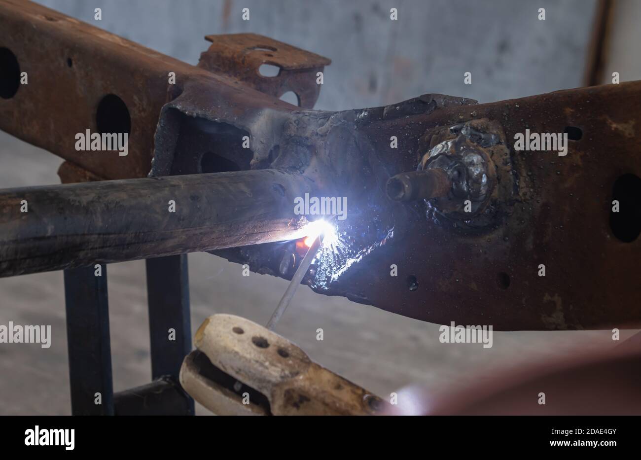 Welding chassis hi-res stock photography and images - Alamy