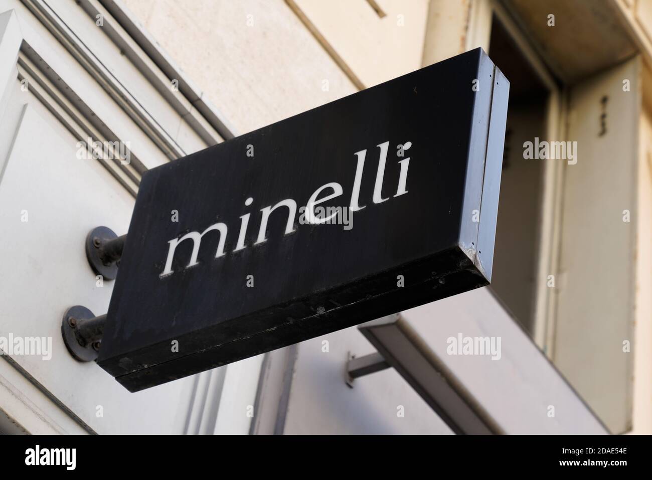 Bordeaux , Aquitaine / France - 11 01 2020 : Minelli sign and text logo ...
