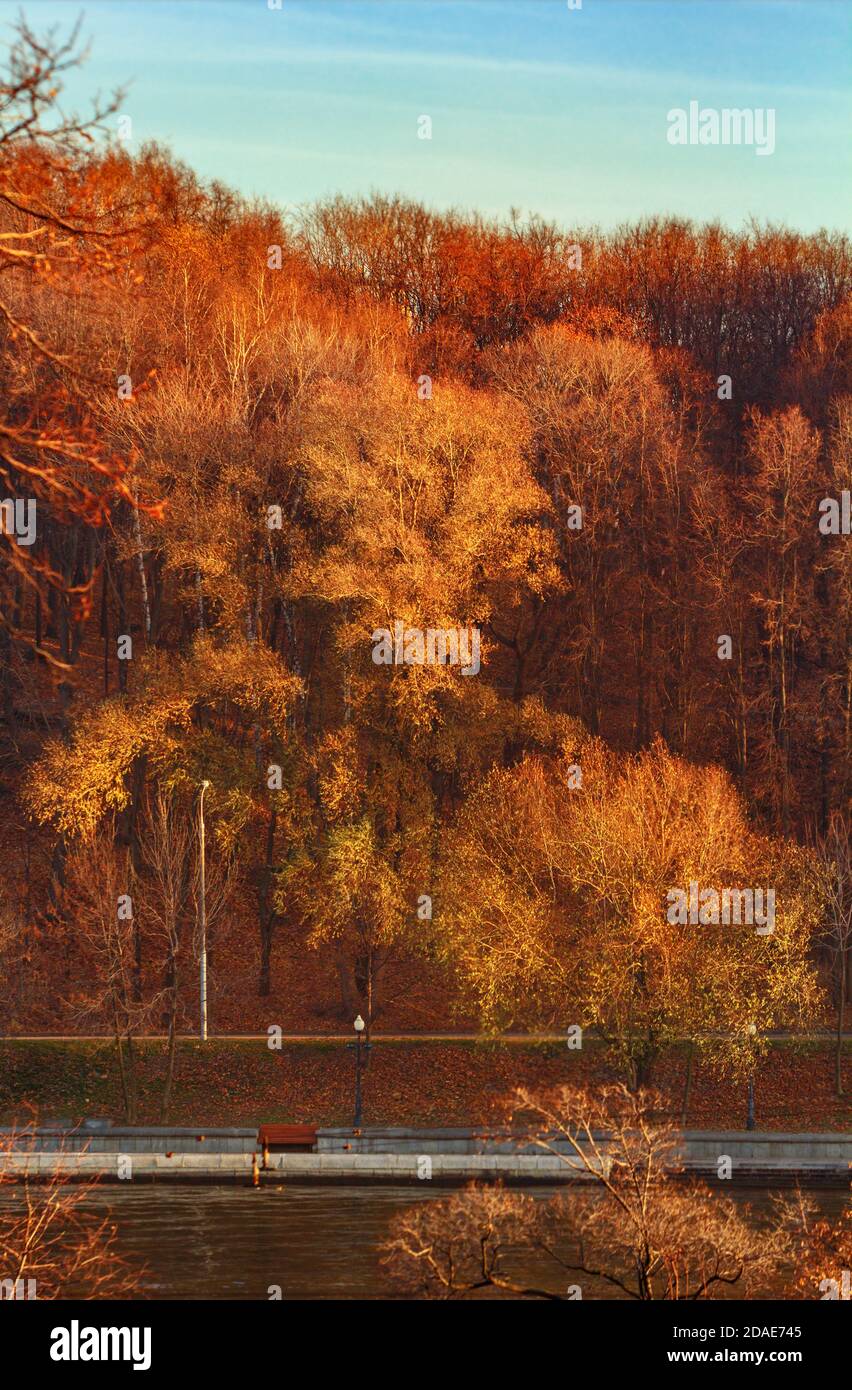 Best fall foliage in october hi-res stock photography and images - Alamy