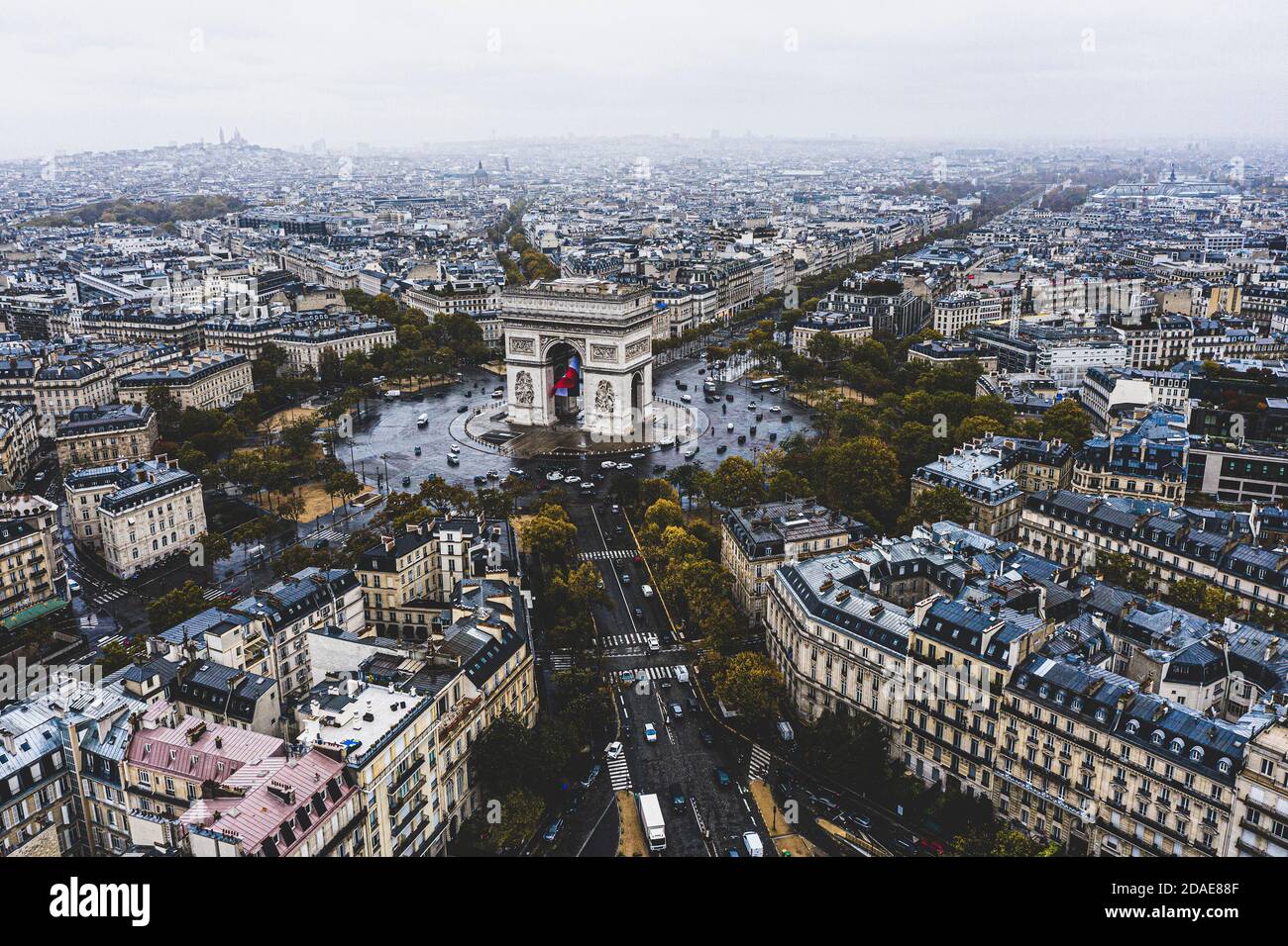 Aerial view of Arc de Triomphe, Paris Stock Photo - Alamy
