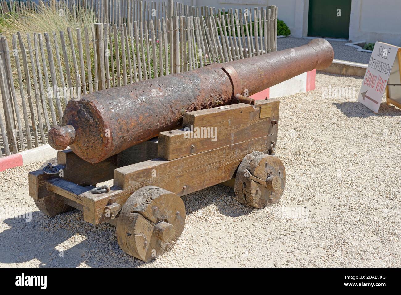 France, Charente Maritime, La Tremblade, 4-inch naval cannon on a ...