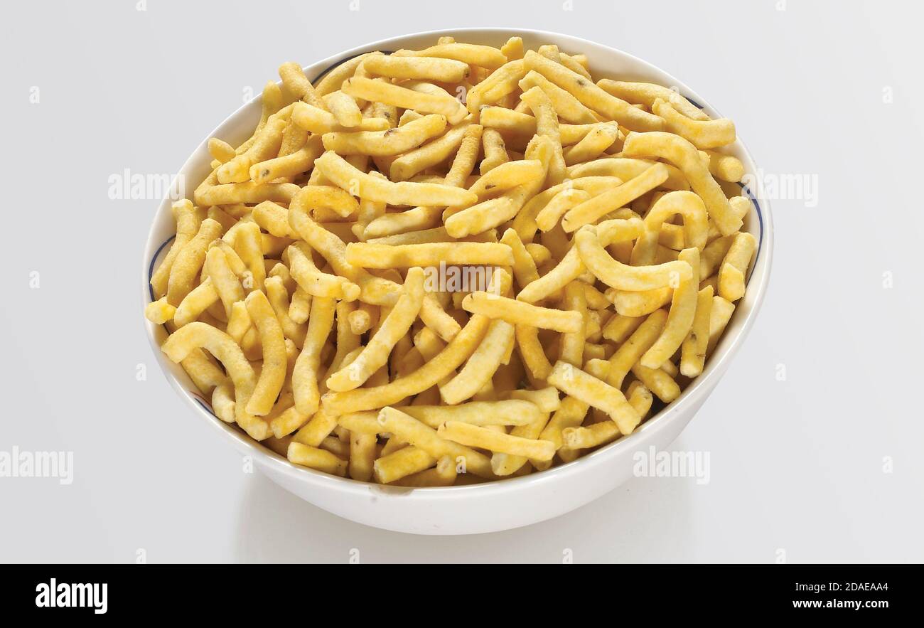 Bhavnagari Gathiya or gathia, ganthia, ganthiya, papdi, Champakali made ...