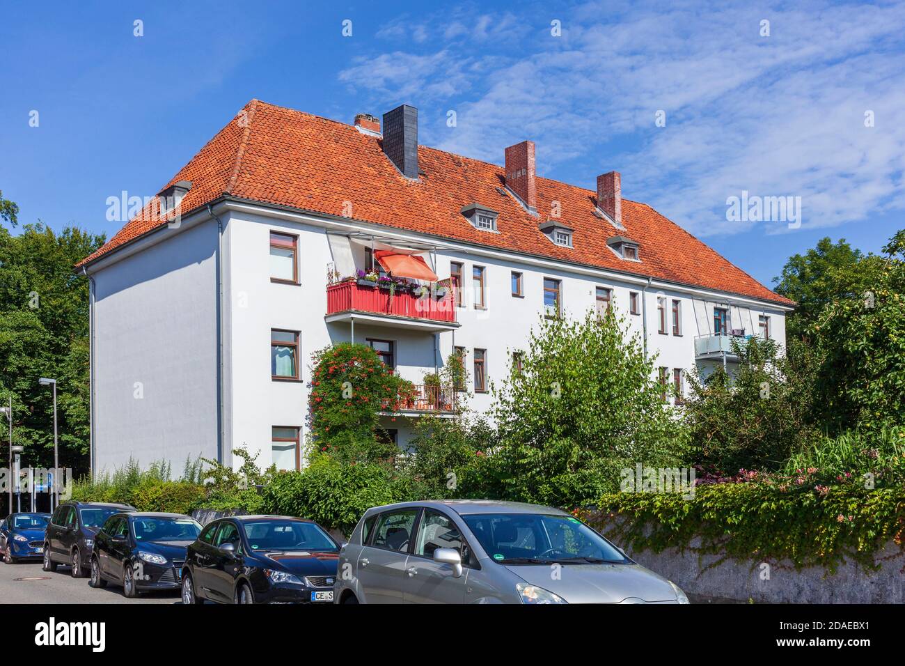 Rear tenement building hi-res stock photography and images - Alamy