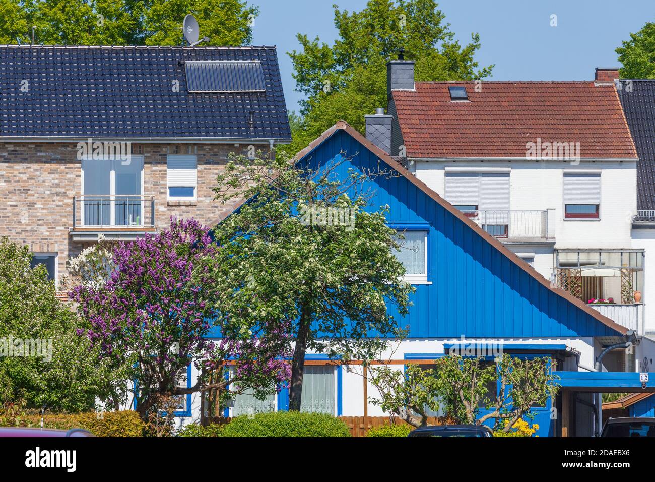 Modern residential building, Woltmershausen, Bremen, Germany, Europe ...