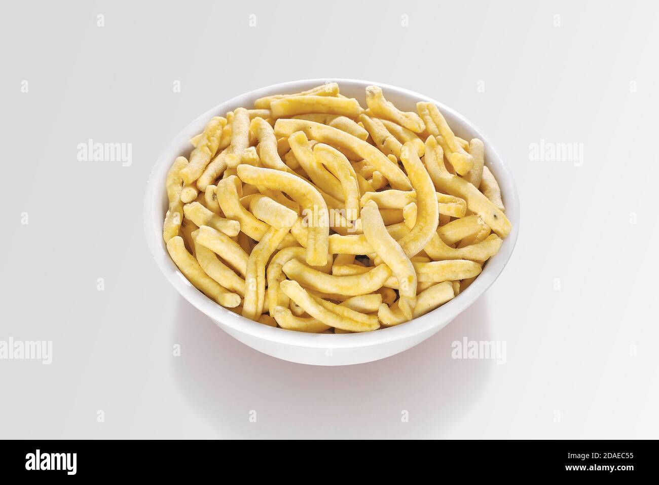 Bhavnagari Gathiya or gathia, ganthia, ganthiya, papdi, Champakali made ...