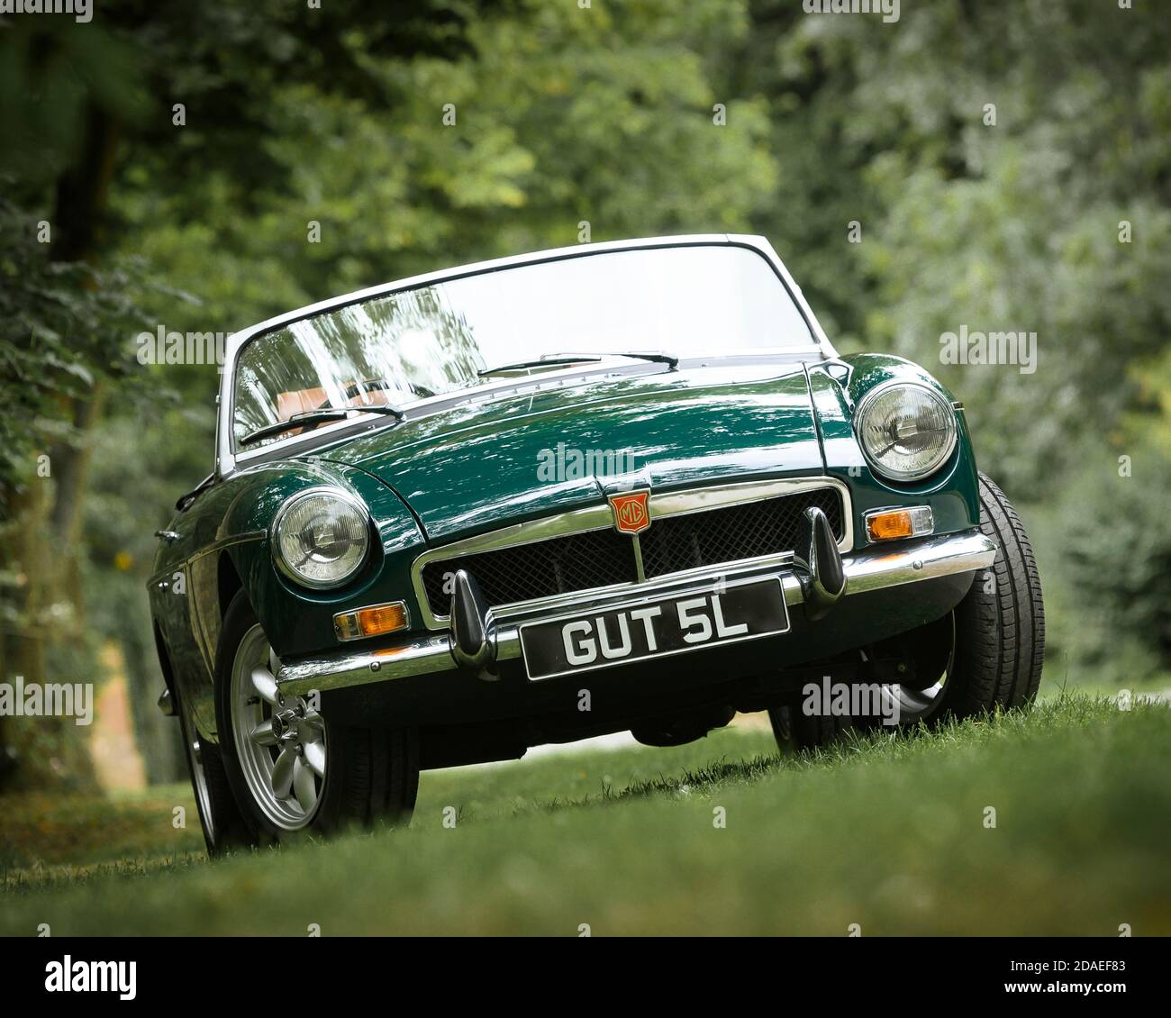 Mgb roadster hi-res stock photography and images - Alamy