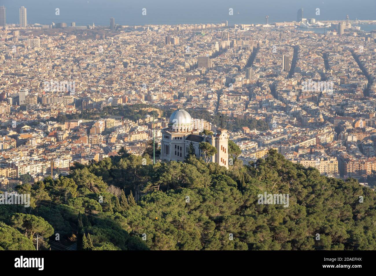 Fabra observatory telescope hi-res stock photography and images - Alamy