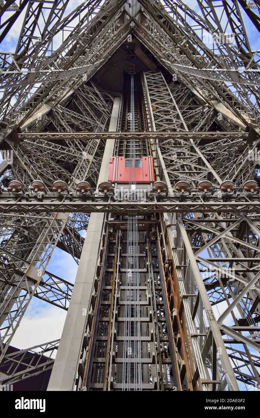 Eiffel Tower Elevator High Resolution Stock Photography and Images - Alamy