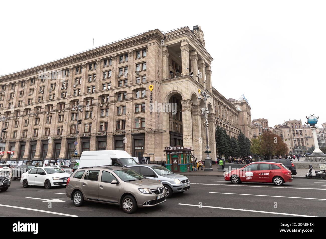 KYIV, UKRAINE - Sep 27, 2019: Street scene in Kyiv, the capital of ...