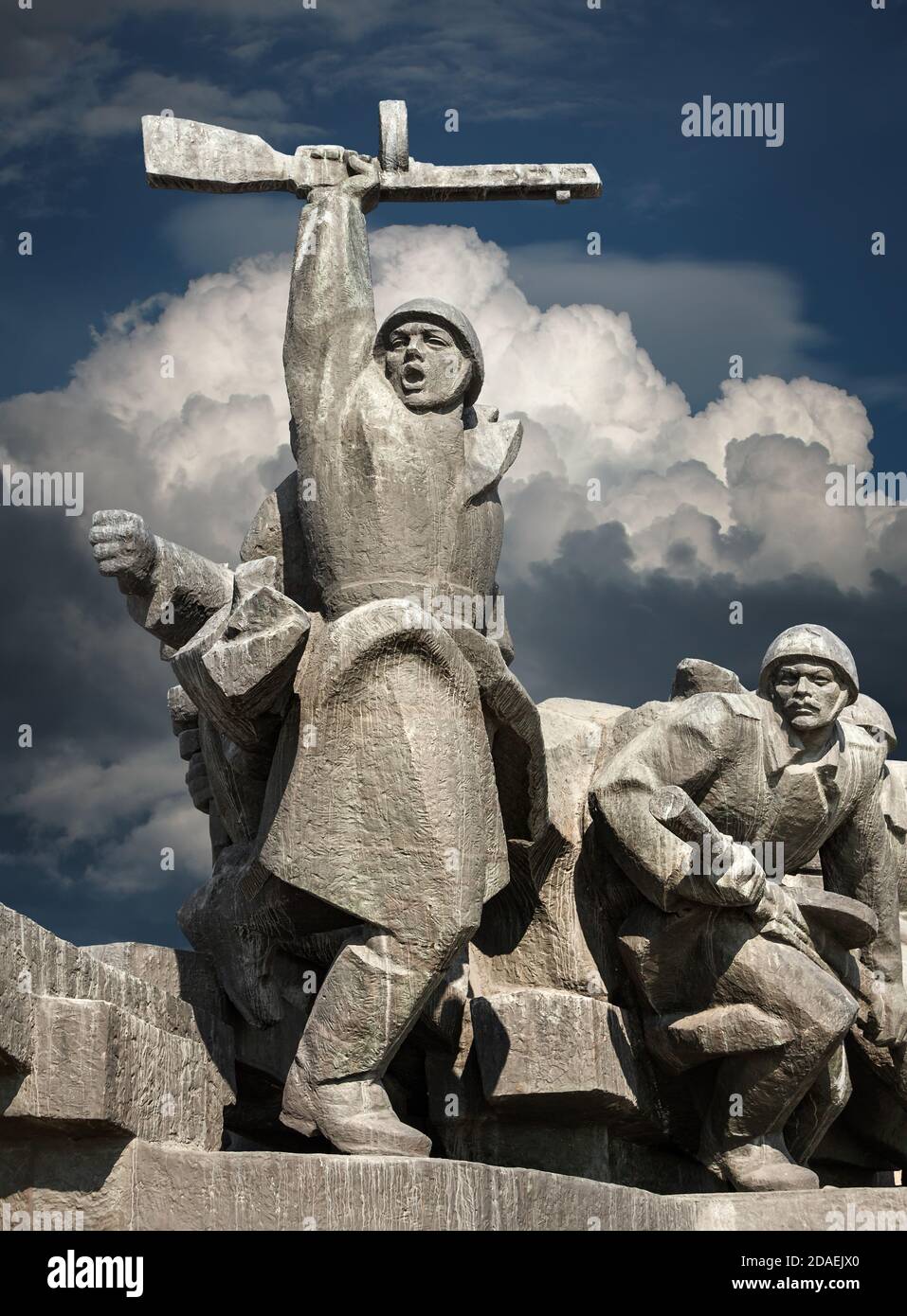 Soviet era WW2 memorial in Kiev Ukraine Stock Photo - Alamy
