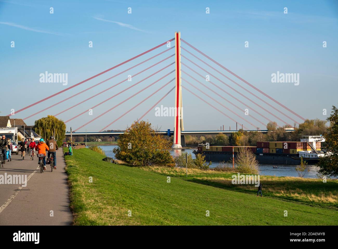 Flehe bridge dusseldorf germany hi-res stock photography and images - Alamy