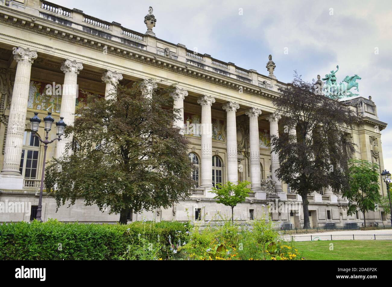 Low angels hot of Grand Palais in Paris, France Stock Photo - Alamy
