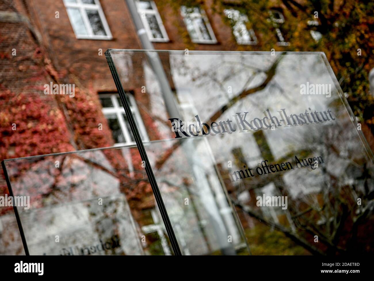 Rki logo hi-res stock photography and images - Alamy