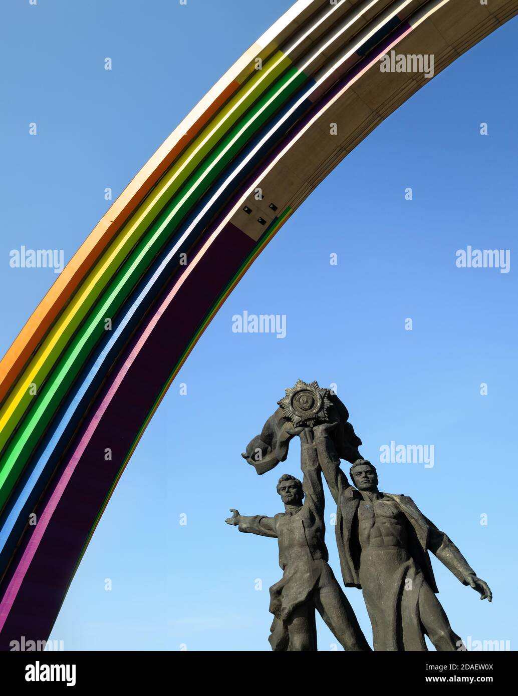 Friendship of nations arch rainbow hi-res stock photography and images ...