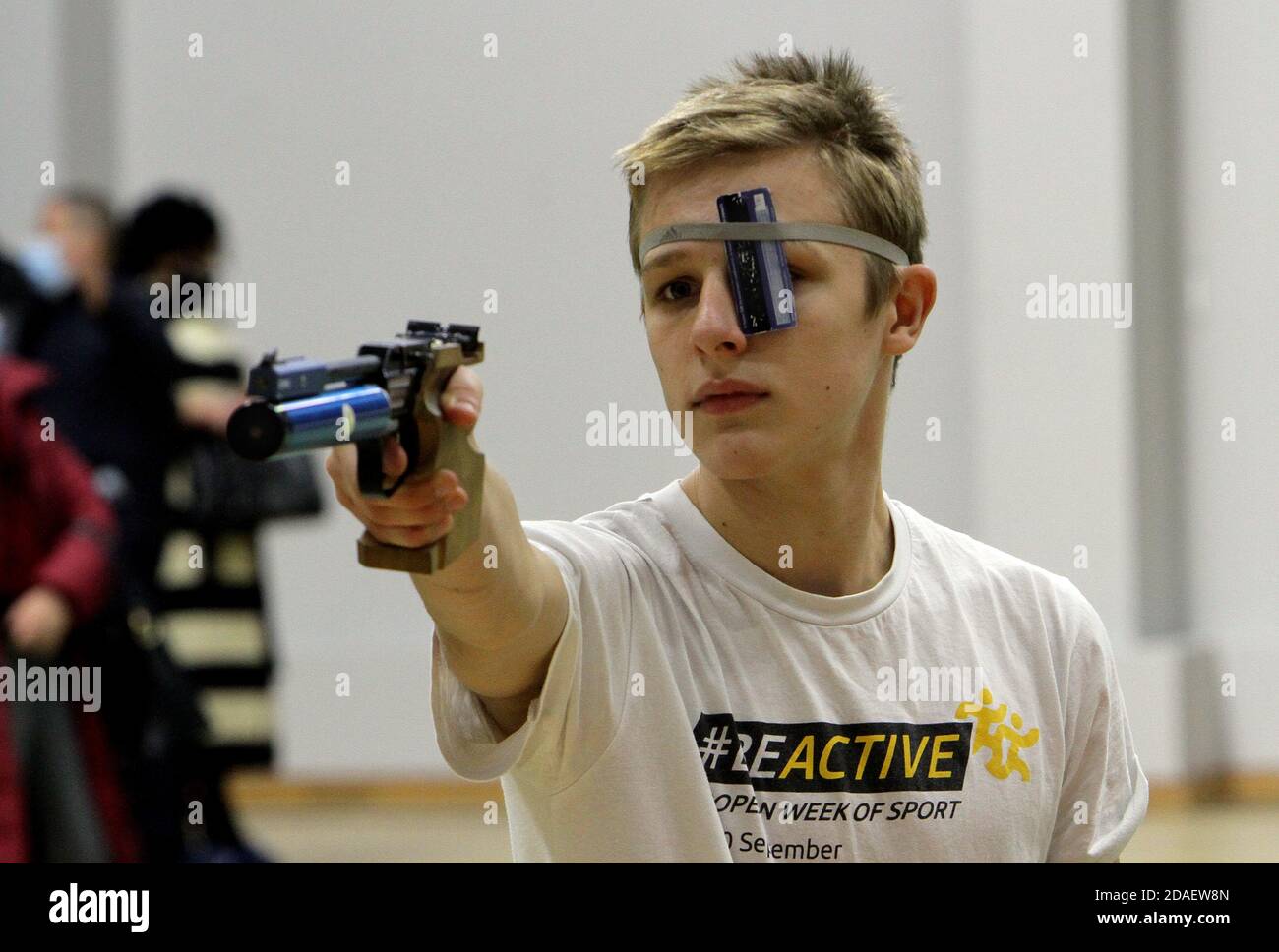 Non Exclusive: DNIPRO, UKRAINE - NOVEMBER 11, 2020 - A young athlete ...