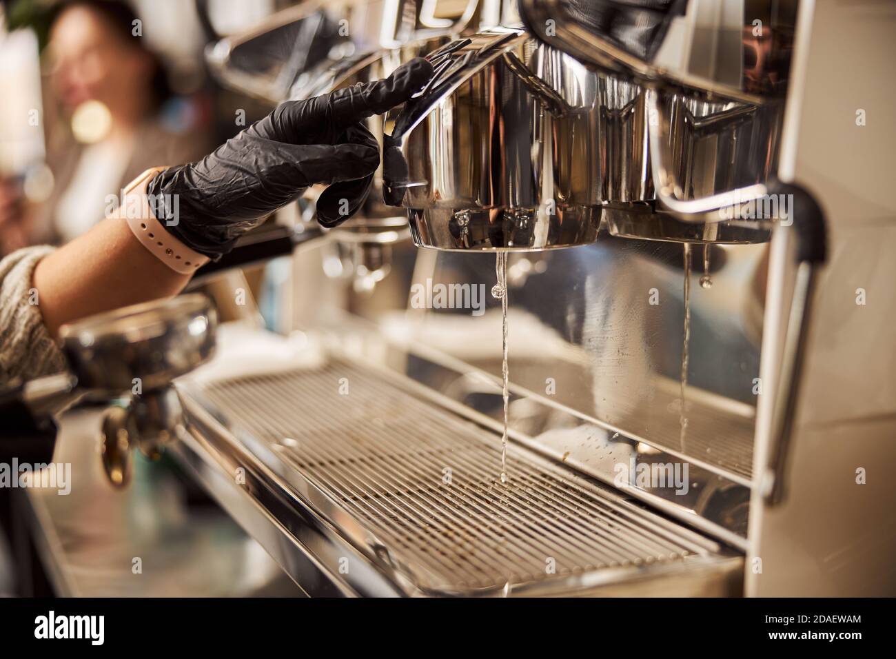 Group head coffee machine hi-res stock photography and images - Alamy
