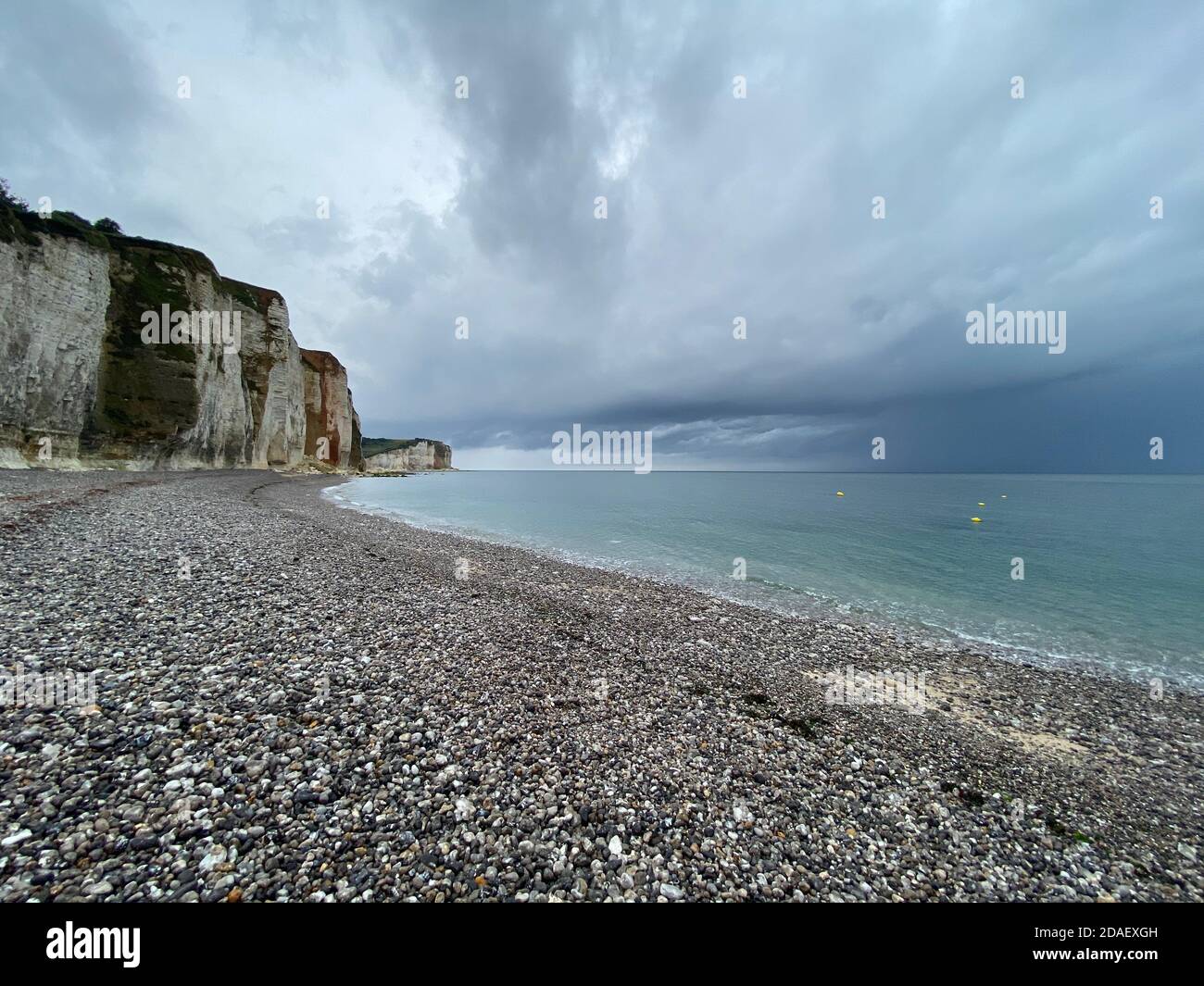 France normandy landscape limestone hi-res stock photography and images ...