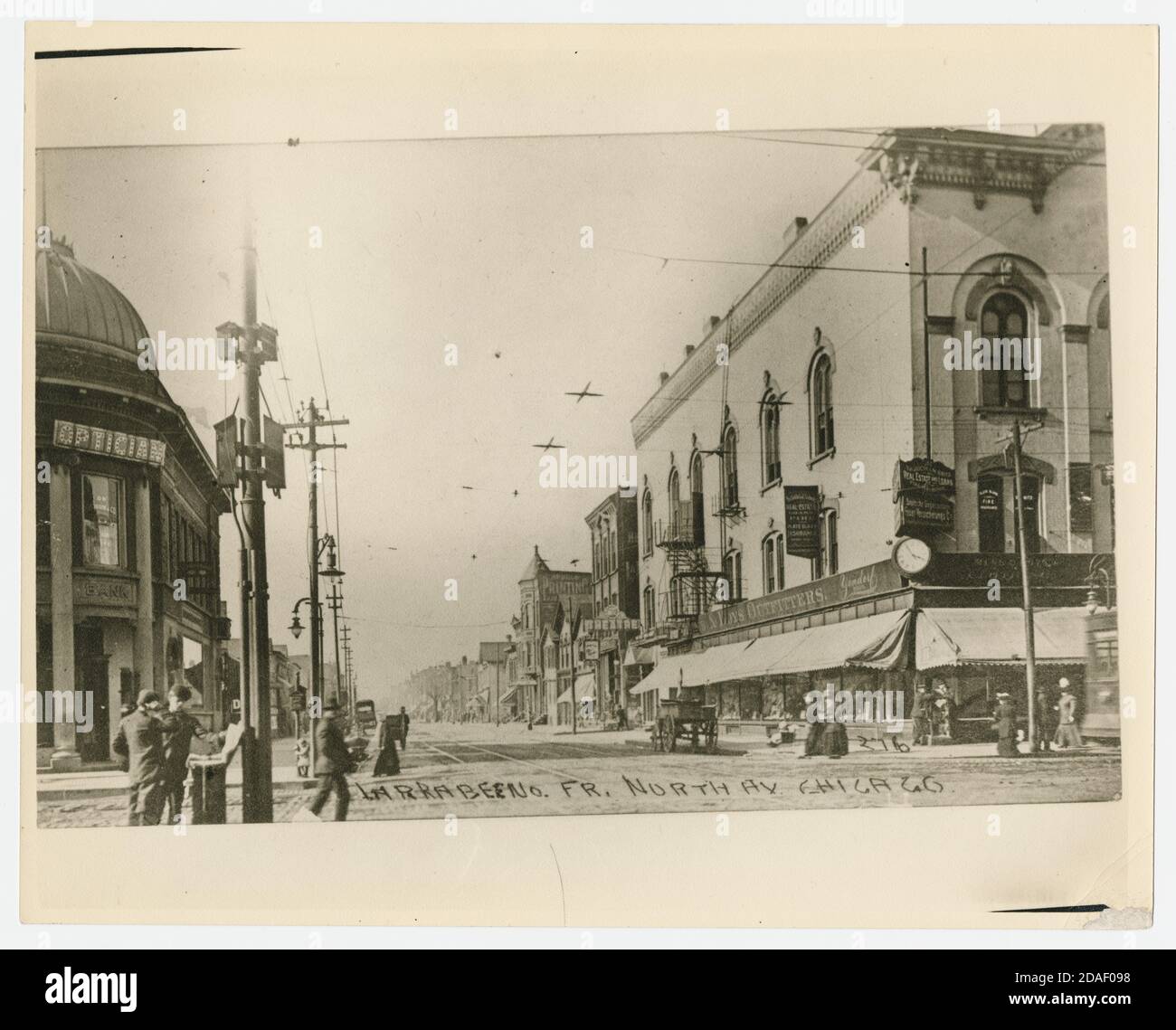 Larrabee Street looking north from North Avenue, Chicago, Illinois ...