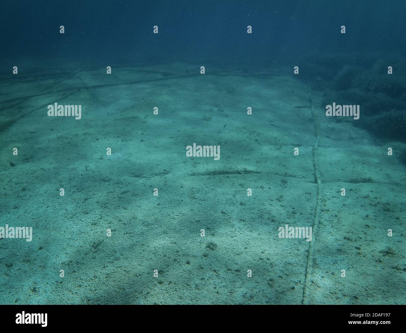 Fibre optic cable underwater hi-res stock photography and images - Alamy