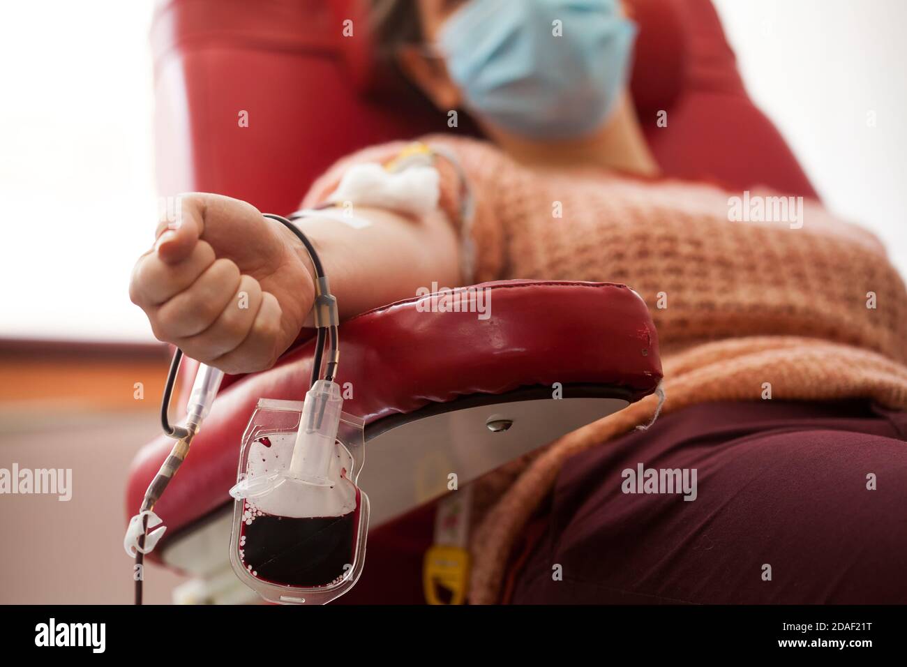 Platelet transfusion hi-res stock photography and images - Alamy