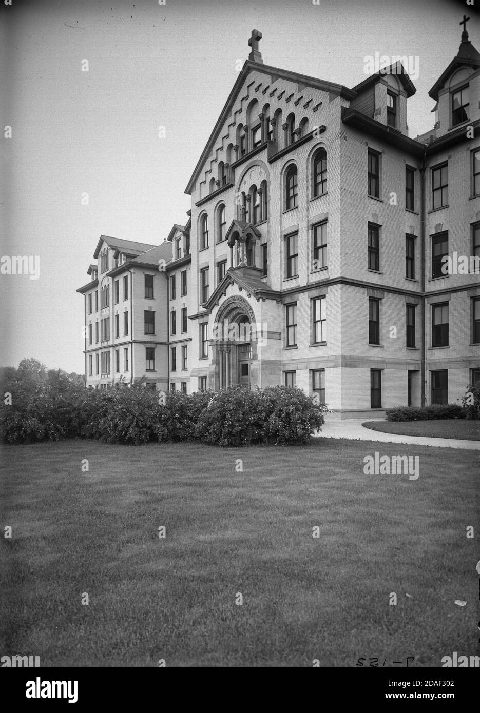 Exterior detail at Maria Immaculata church, architect Hermann Gaul, in ...