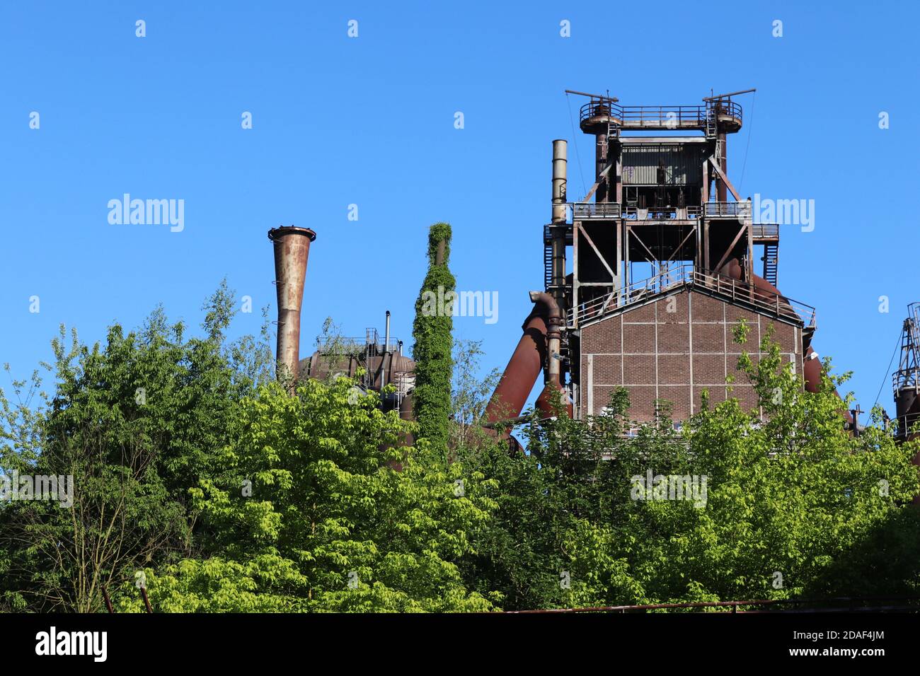 Dystopian aesthetic hi-res stock photography and images - Alamy