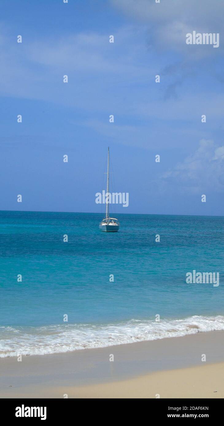 Beautiful Antigua beach landscape, bright blue sea and soft sand Stock ...