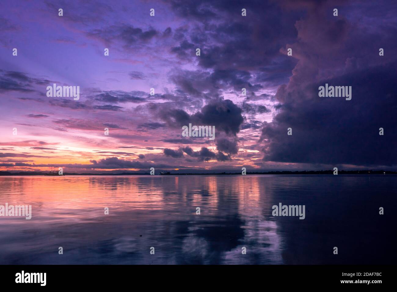 Beautiful sunrise in tropical Philippines Stock Photo - Alamy