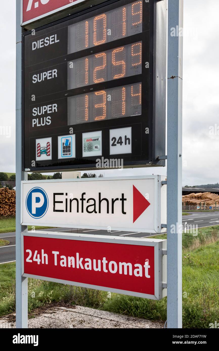 Diesel fuel signage hi-res stock photography and images - Alamy