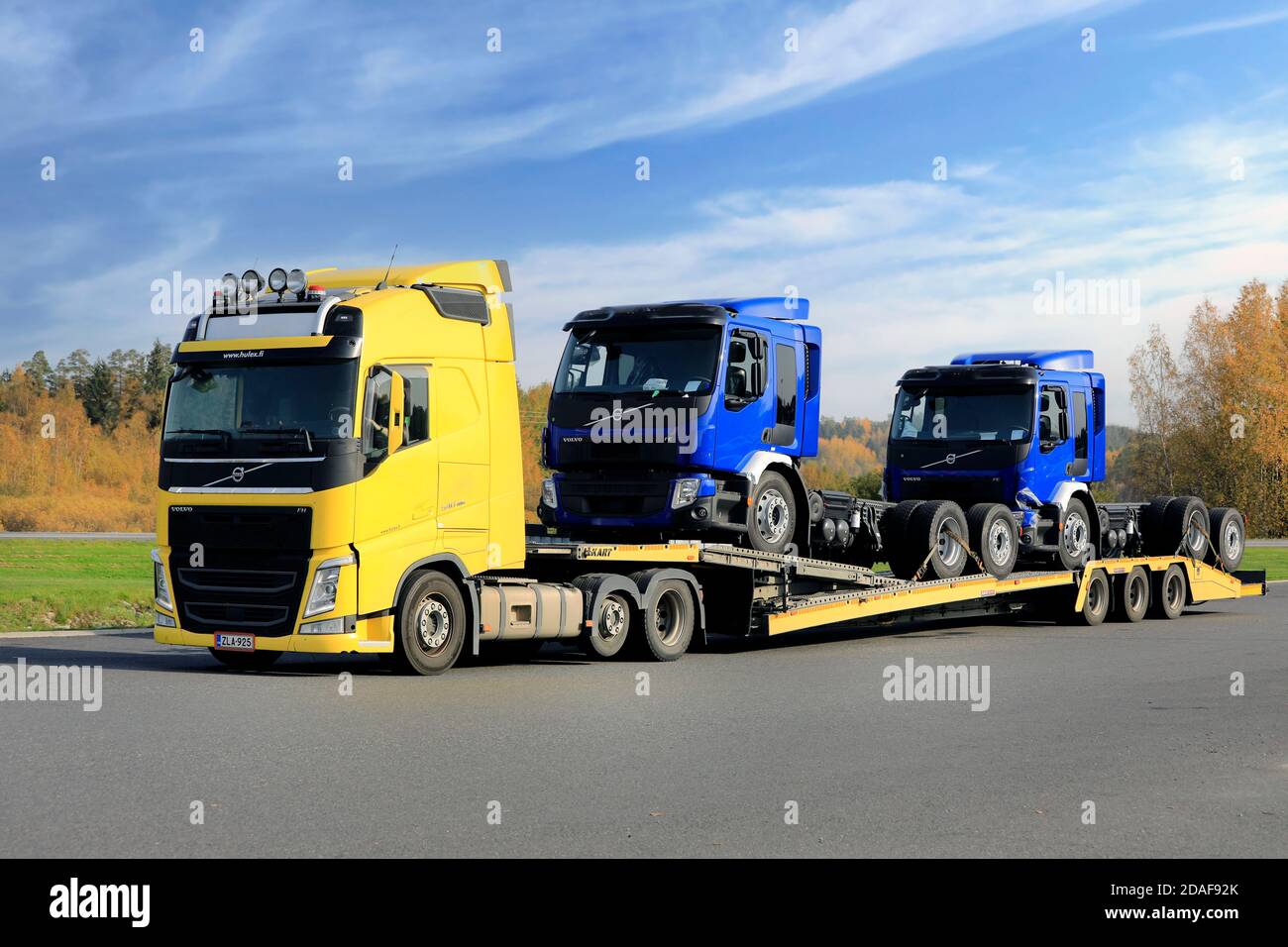 Logistics carrier logistics truck hi-res stock photography and images ...